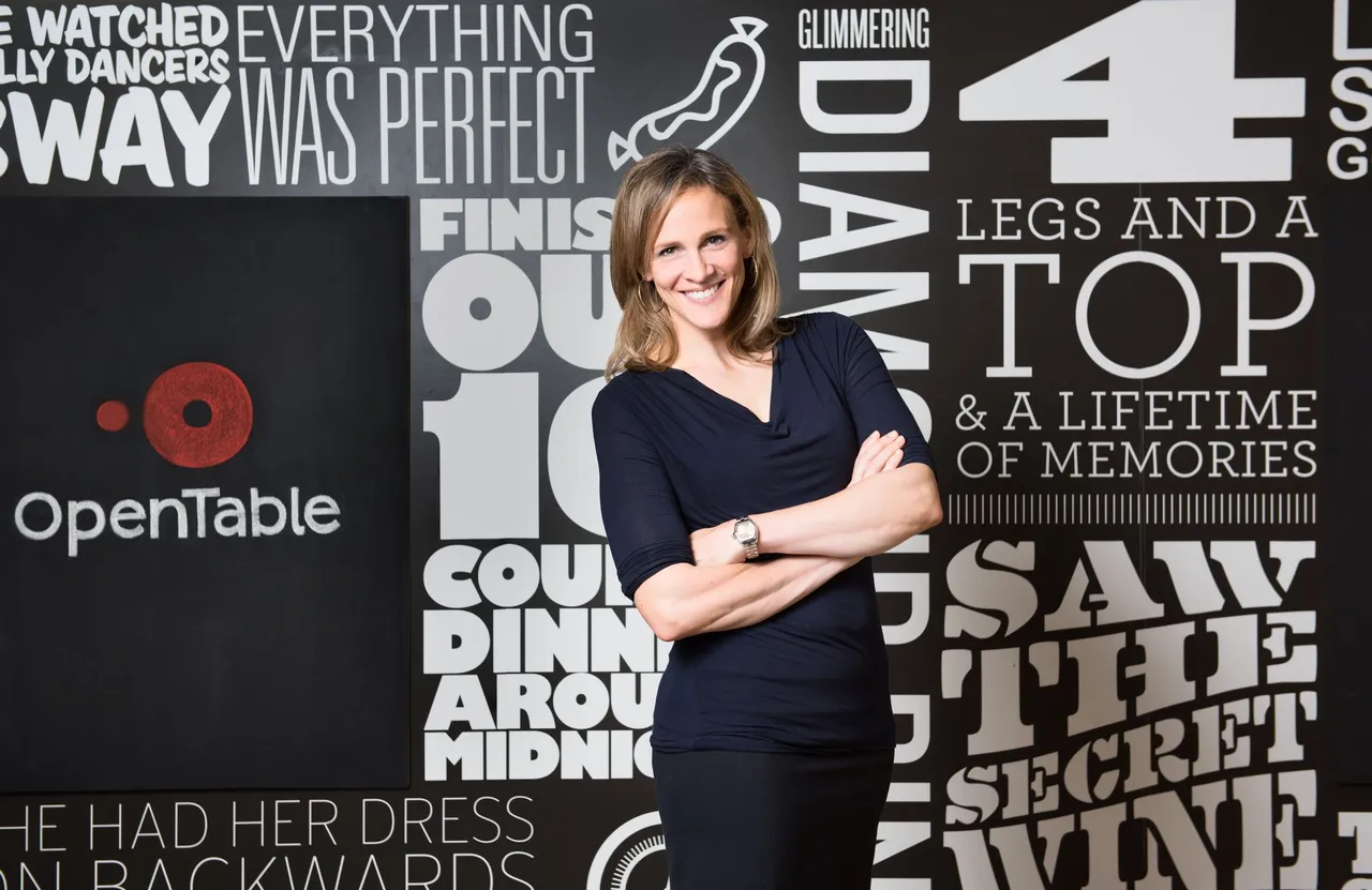 Christa Quarles - First Round