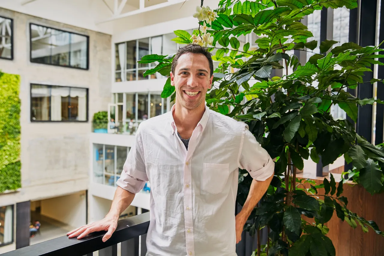 Jonathan Golden - First Round